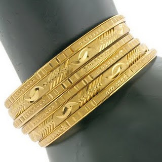 j m jewellers: Gold Plating